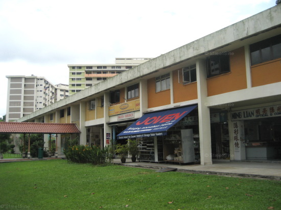 574 Ang Mo Kio Avenue 10 (S)560574 HDB Details Location Map - Nearby ...