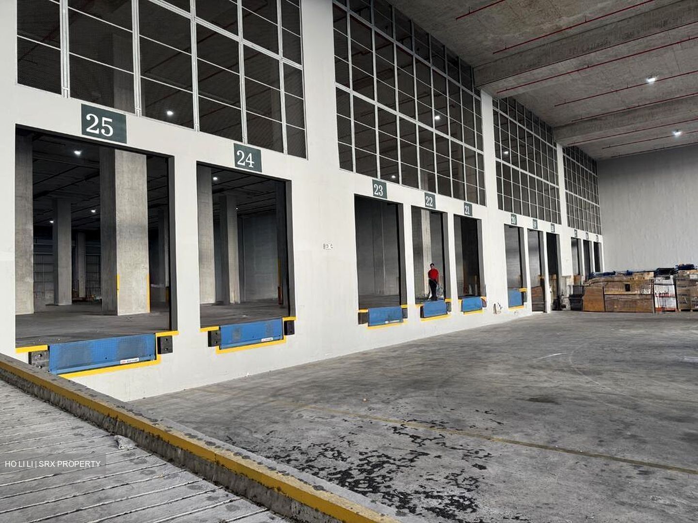 Pandan Crescent (D5), Warehouse - For Rent #108460741