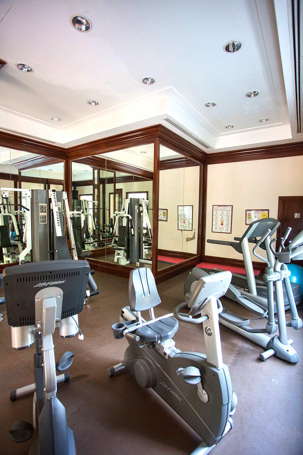 Balmoral Residences in Balmoral Crescent, Overview & Unit Prices